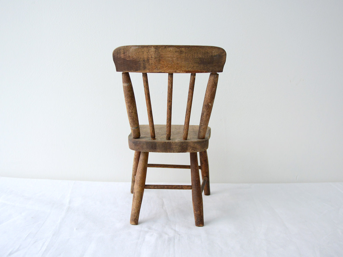 American Vintage Miniature Doll Chair - MAKIE