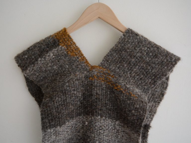 Atem/Meta, Hand Woven Open Side Vest - Dark Brown - MAKIE