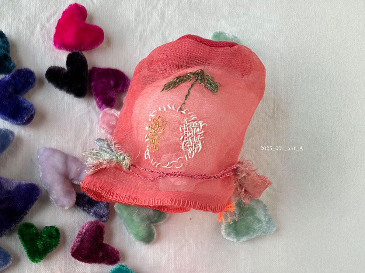 Antonia Rossi, Handmade Small Sachet - 2025_001 - MAKIE