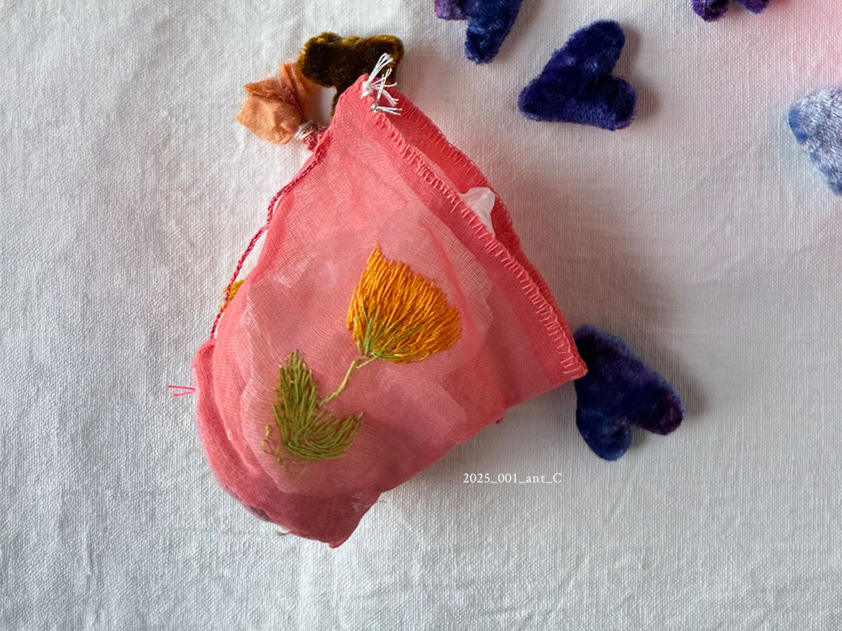 Antonia Rossi, Handmade Small Sachet - 2025_001 - MAKIE